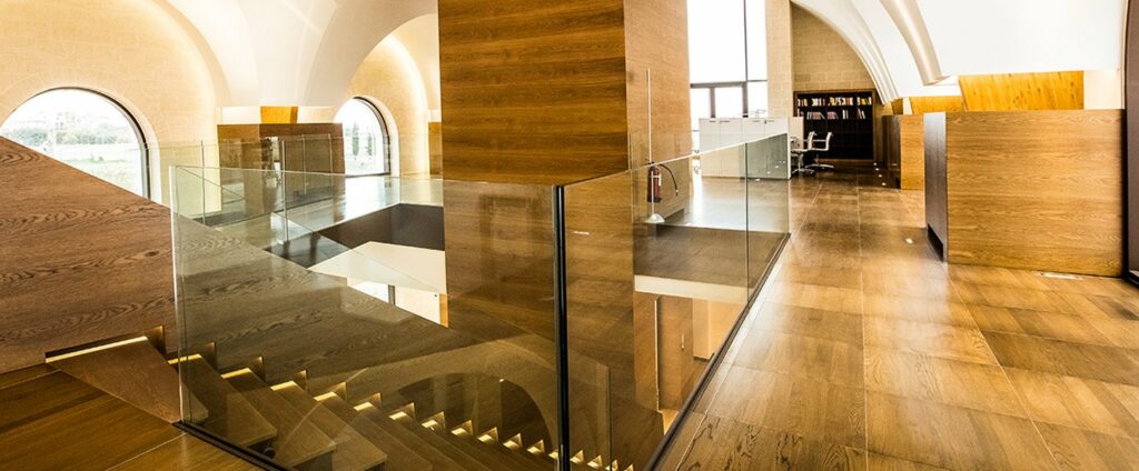 Raised floor with parquet covering | Nesite