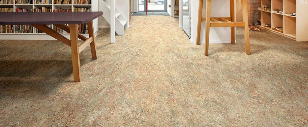 Raised access floor with linoleum top covering | Nesite